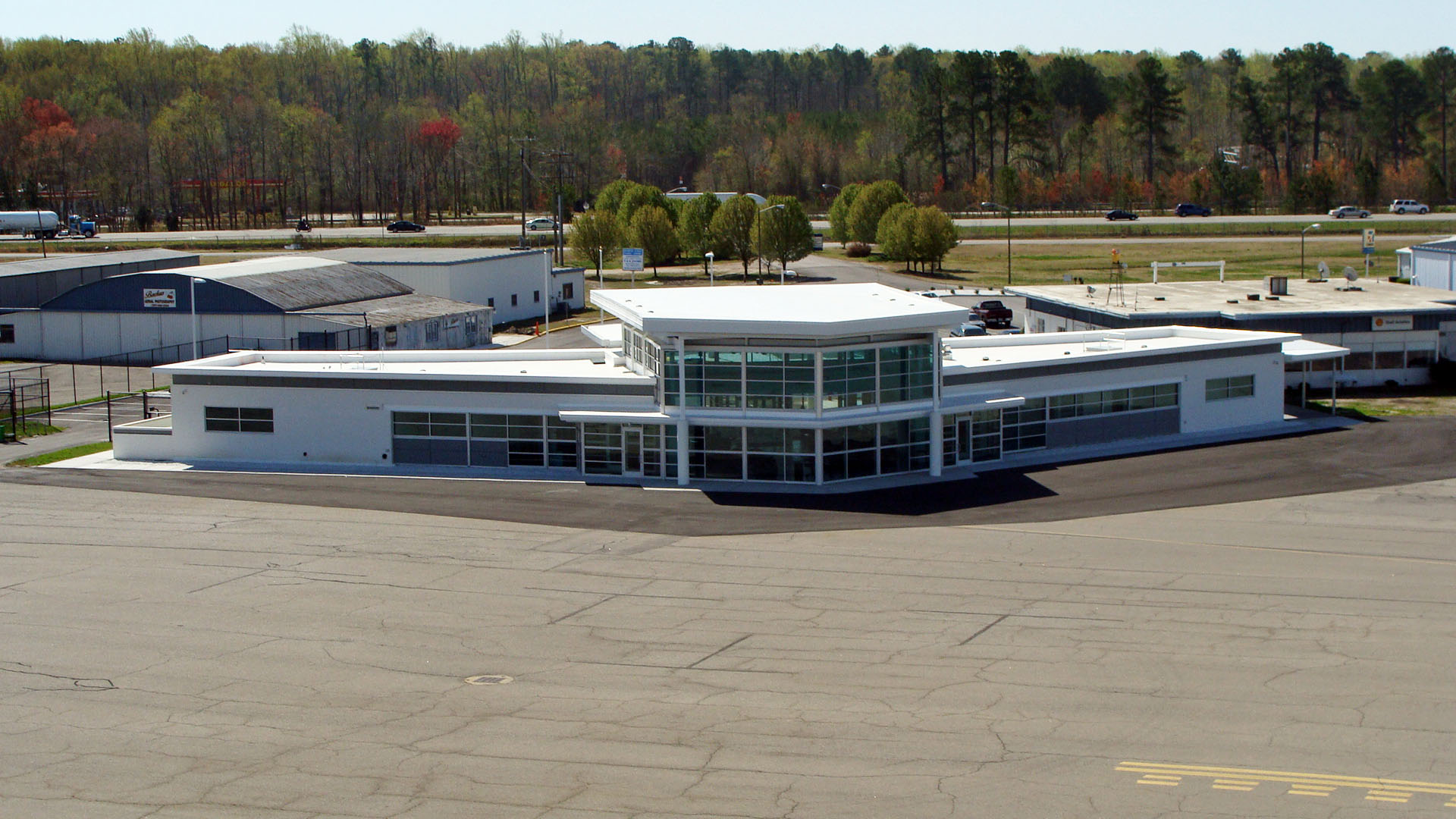flypvg.com - Hampton Roads Executive Airport